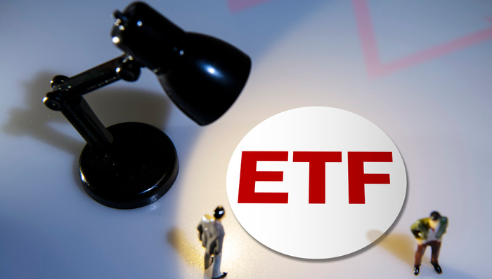 游戏板块全面上涨，游戏ETF（516010）涨超3.5% 富春股份涨超15%|界面新闻