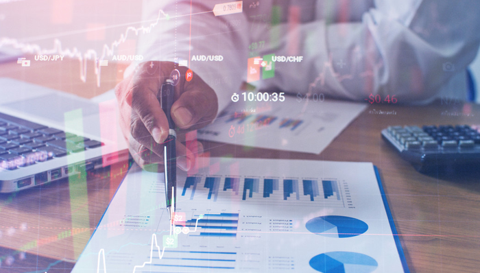 美通胀数据落地，市场首只黄金股ETF(517520)强势反弹近1%，放大黄金投资价值，机构：不必纠结短期内的降息博弈，看好黄金|界面新闻