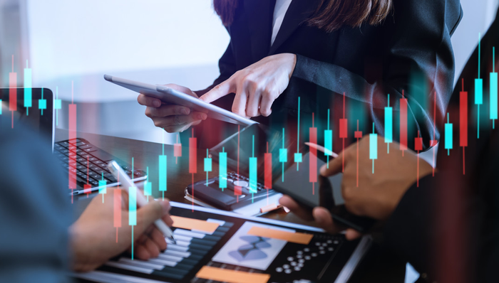 半导体板块拉升，半导体产业ETF(159582)涨超3%，成交额近2000万|界面新闻