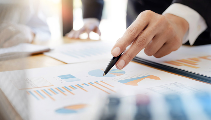 地产数据持续回暖，基本面逐步改善，沪深300ETF平安(510390)配置机遇备受关注|界面新闻