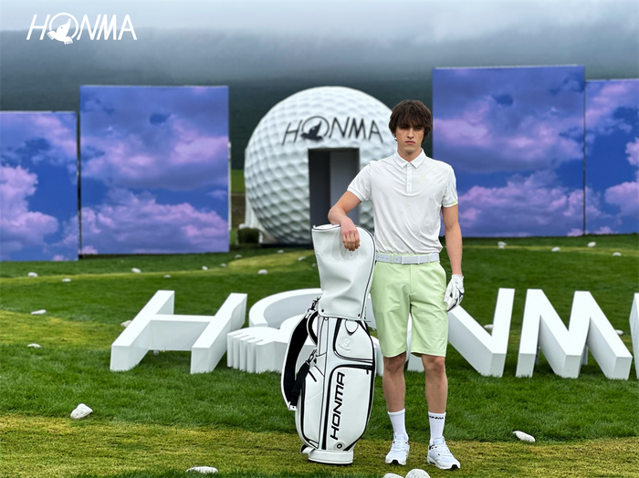 赋色云端·洞见高瞩 HONMA高尔夫2024春夏新品发布|界面新闻